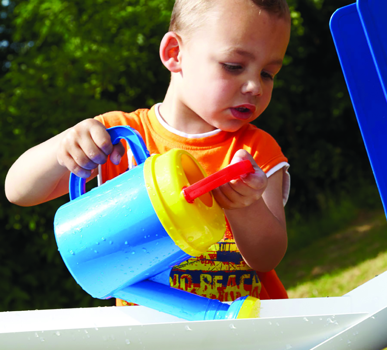 5 Benefits of Water Play